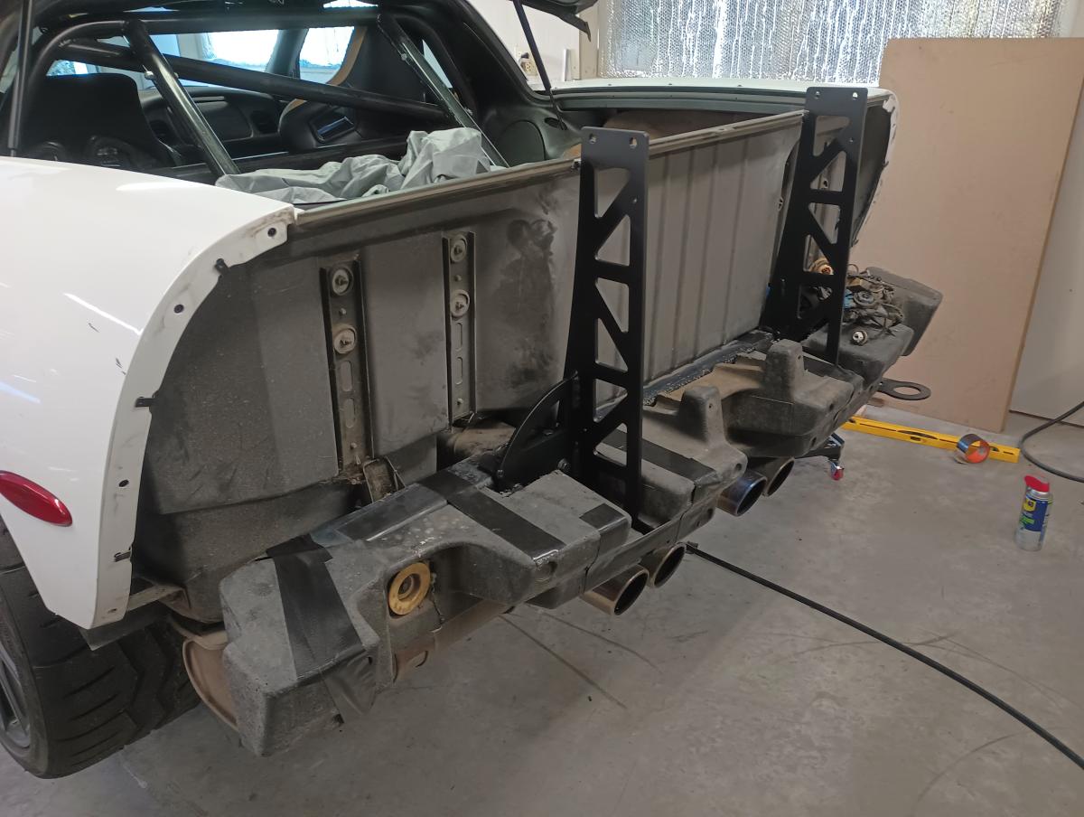 C5 Corvette Chassis Mounted Upright Pylon Kit